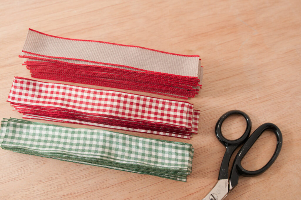 Create A Ribbon Garland For Christmas With Berisfords - Berisfords Ribbons